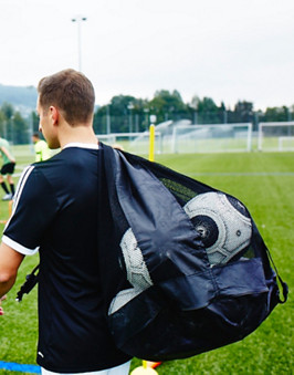 Fussball | Sportarten | OCHSNER SPORT