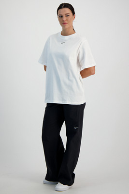 Nike Sportswear Essential Oversized Damen T-Shirt in weiß kaufen ...