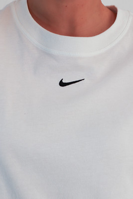 Nike Sportswear Essential Oversized Damen T-Shirt in weiß kaufen ...